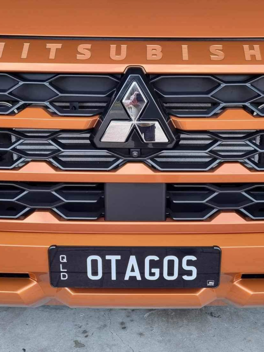 QLD PlateMATE® Prestige Flexi Number Plate Bracket / Holder – The Plate ...