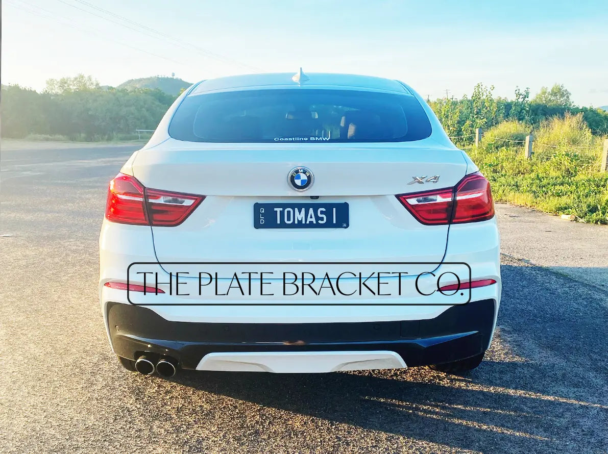 The Plate Bracket Co.